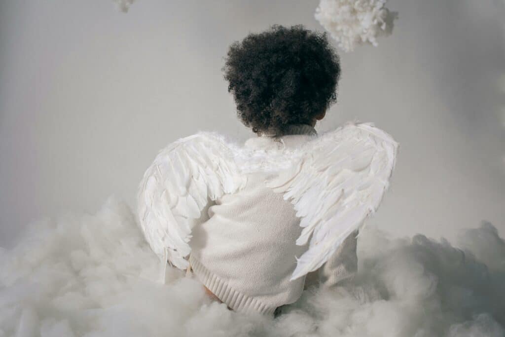 Heavenly Presence: 7 Signs That Angels Are in Your House | Purple Garden